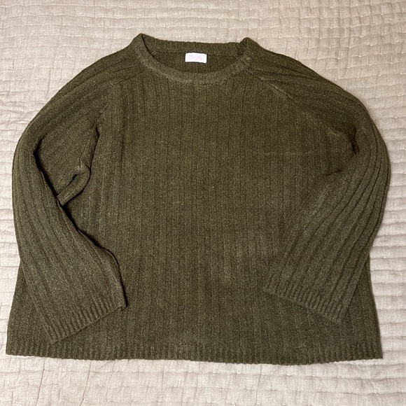 Pink Lily | Sweaters | Nwot Pink Lily Next Step Olive Fuzzy Ribbed ...